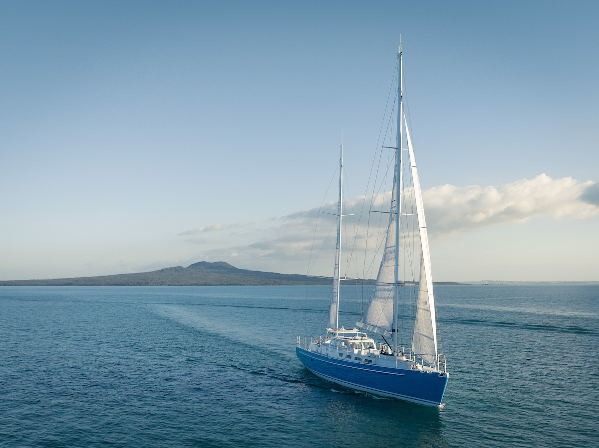 wind spirit. lloyd stephenson boatbuilders. copyright: subzero images ...